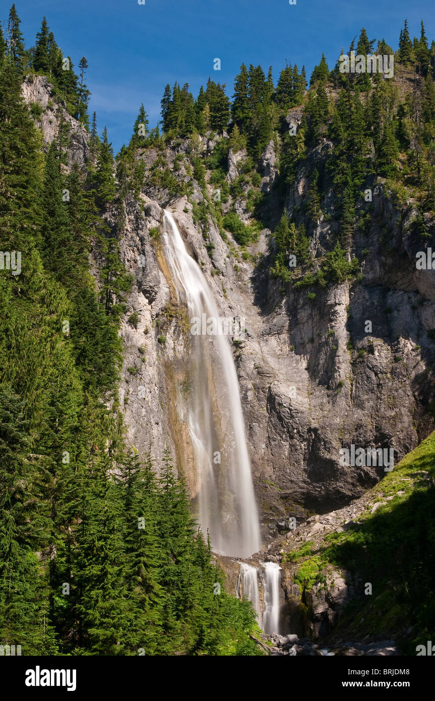 Mount rainier national park hiking hi-res stock photography and images ...