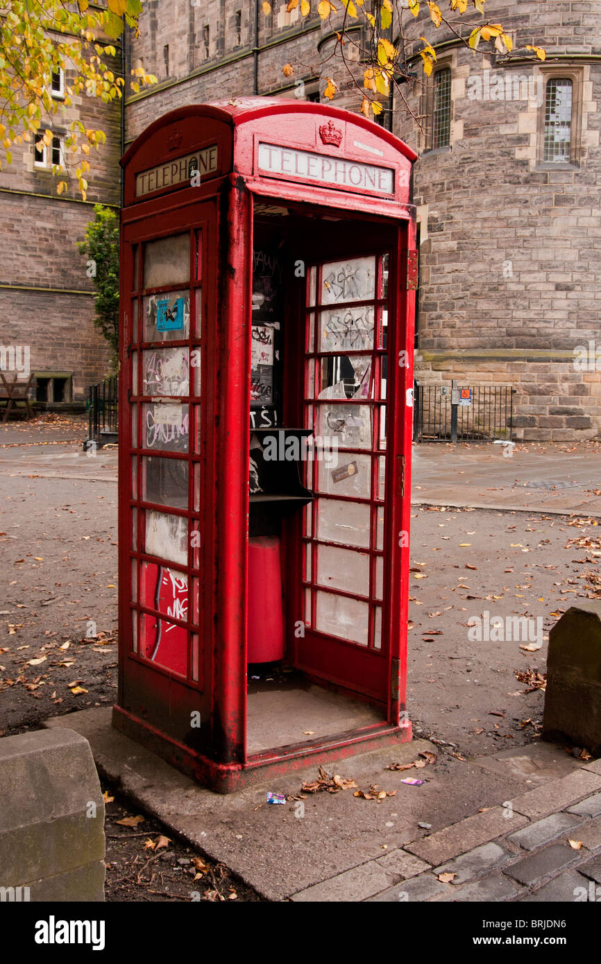 Vandalized phone box hi-res stock photography and images - Alamy