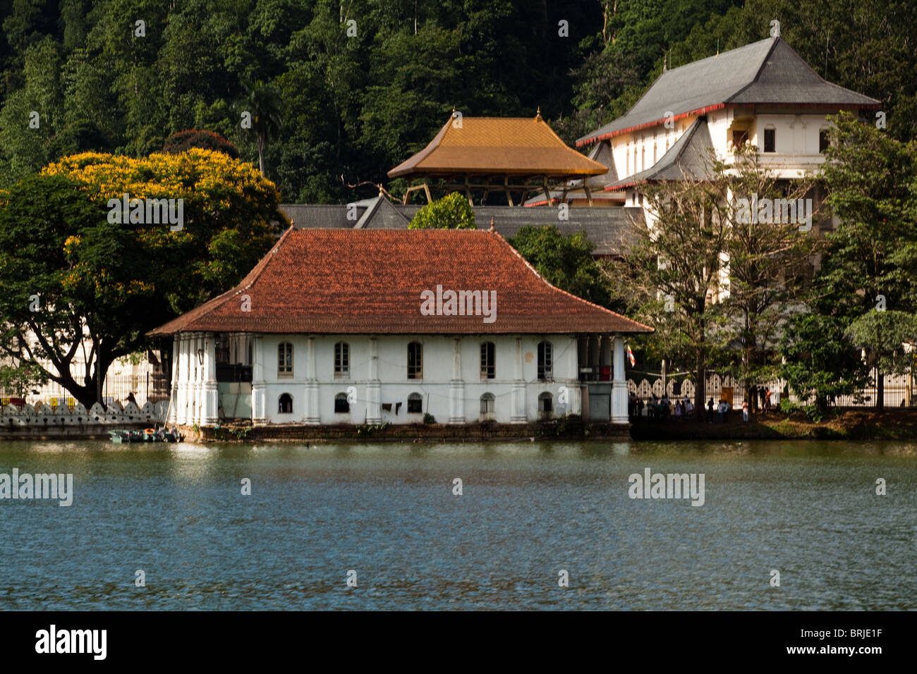 Dalada maligawa hi-res stock photography and images - Alamy