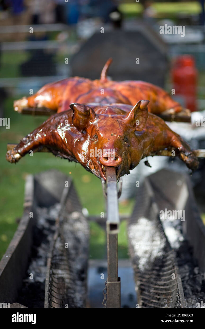 Whole pork roast hi-res stock photography and images - Alamy