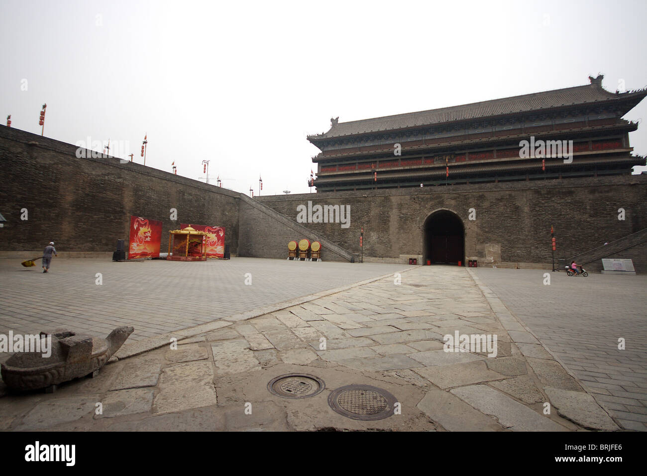 Ming dynasty city wall gate hi-res stock photography and images - Alamy