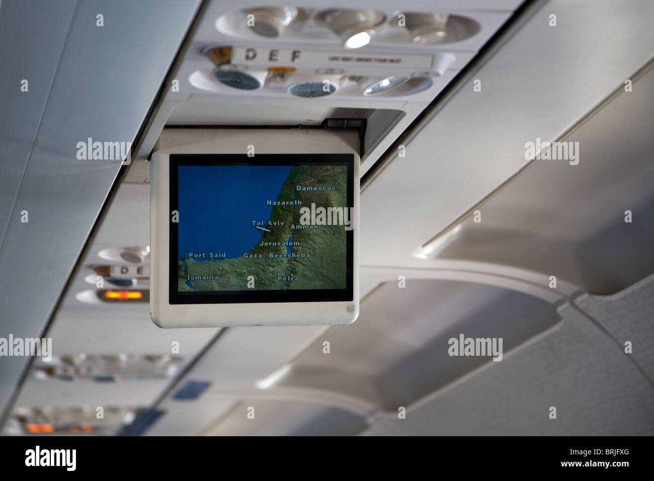 Cyprus airways airbus a320 overhead hi-res stock photography and images ...
