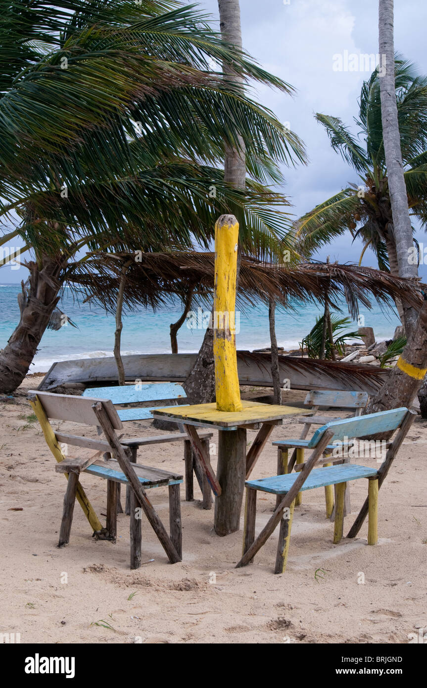 Holliday party hi-res stock photography and images - Alamy