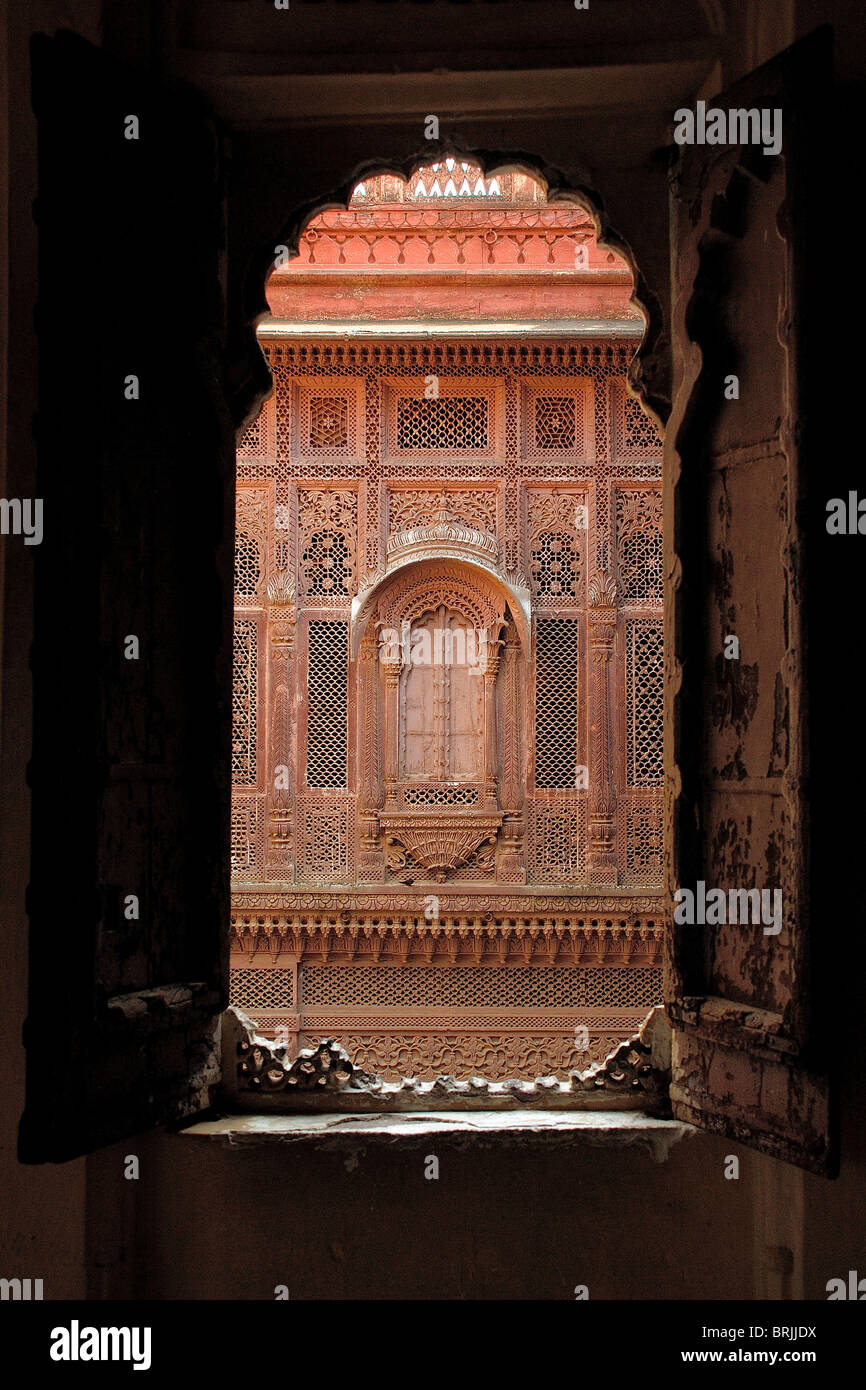 Indian stone carvings hi-res stock photography and images - Alamy