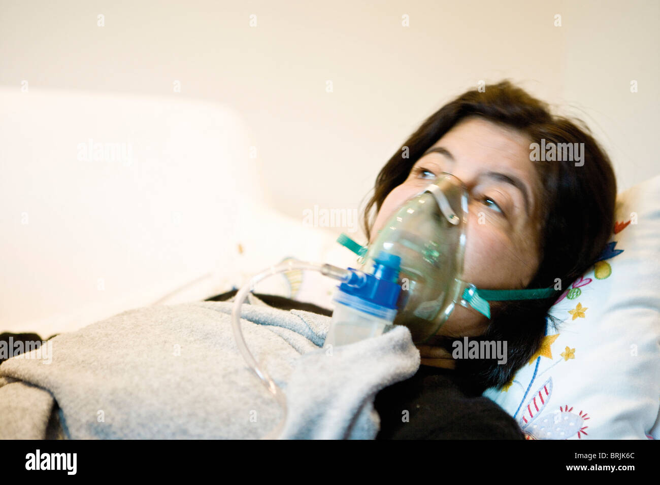 Emphysema oxygen mask hi-res stock photography and images - Alamy