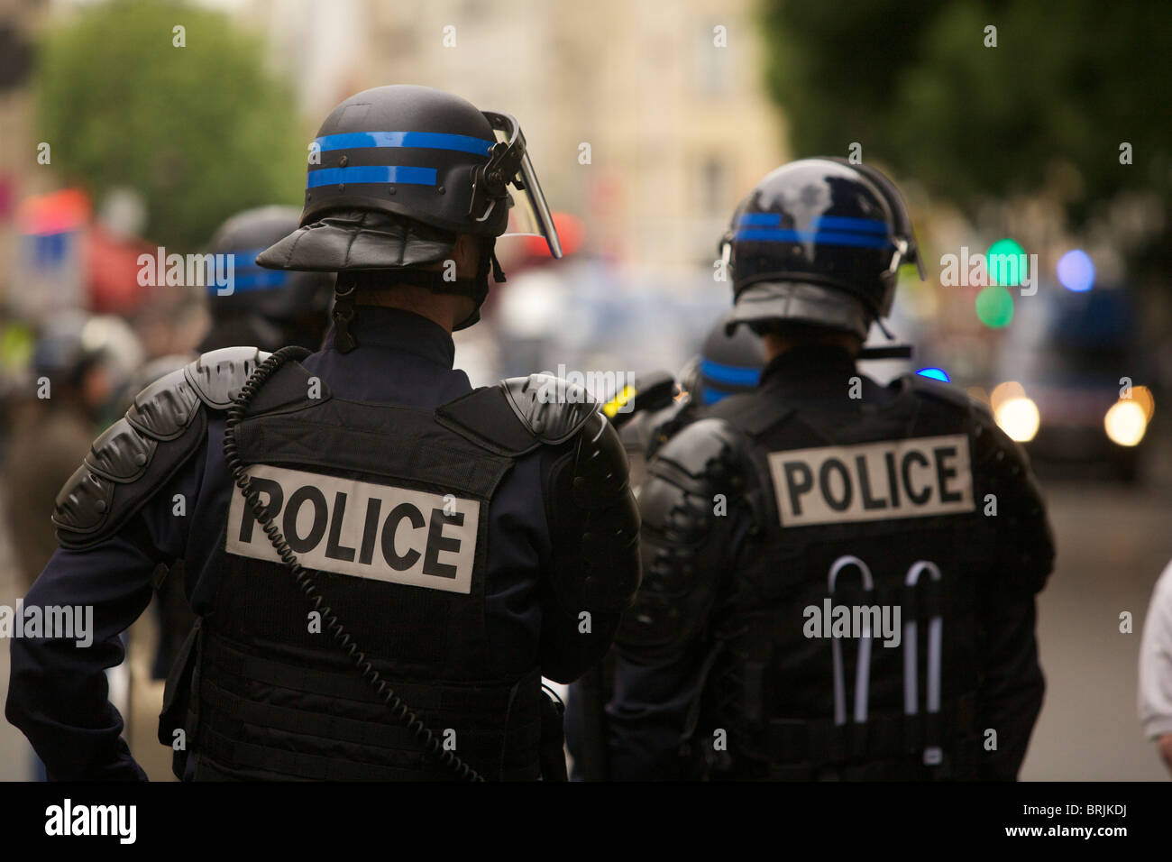 CRS riot police in Paris' Belleville after troubles with Chinese ...