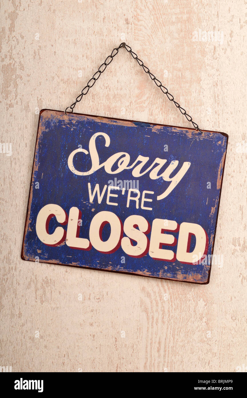 Business Sign Closed High Resolution Stock Photography and Images - Alamy