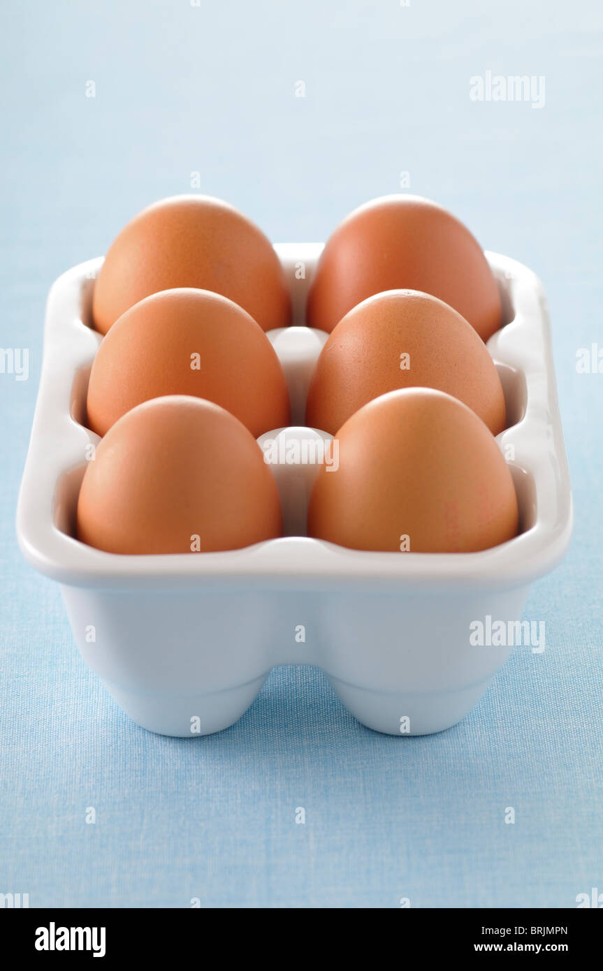 Eggs six medium hi-res stock photography and images - Alamy