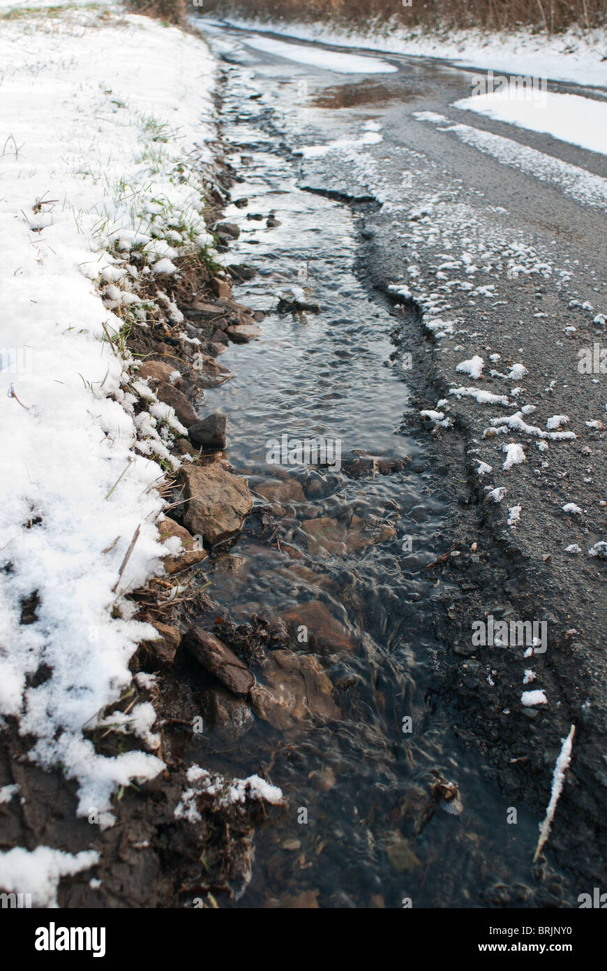 Kent roads in snow hi-res stock photography and images - Alamy