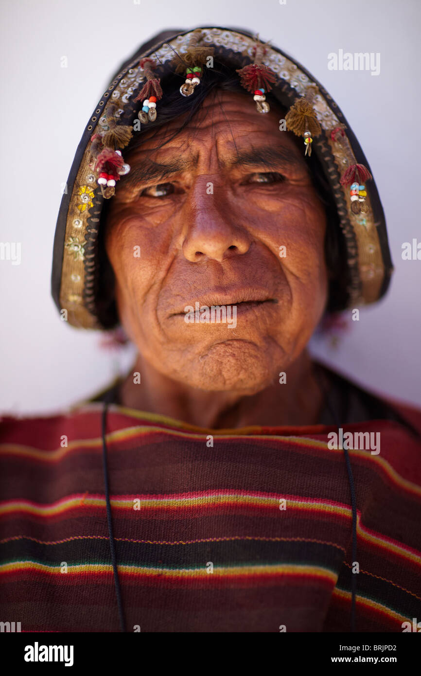 Bolivian man in traditional costume hi-res stock photography and images ...