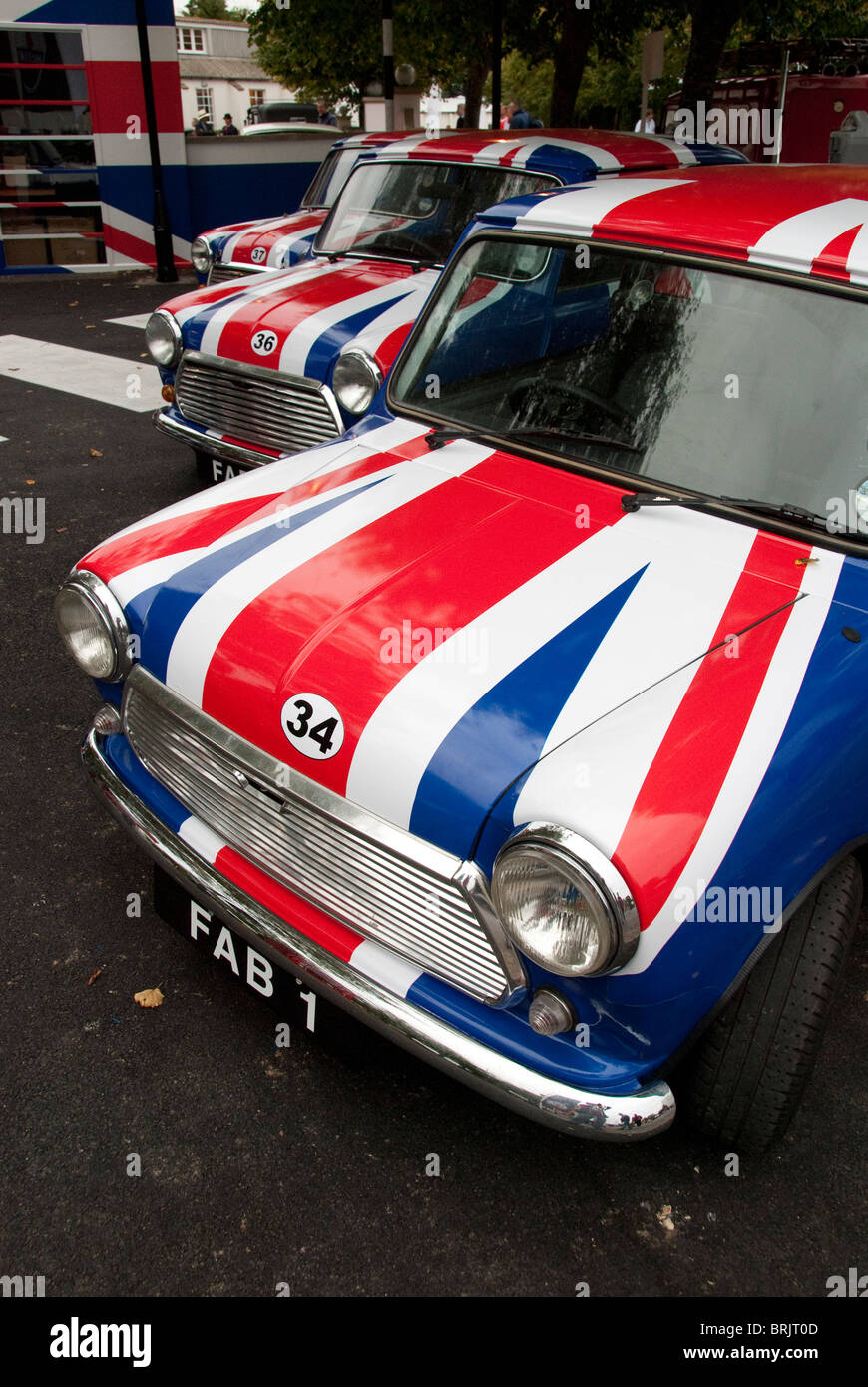 British minis hi-res stock photography and images - Alamy