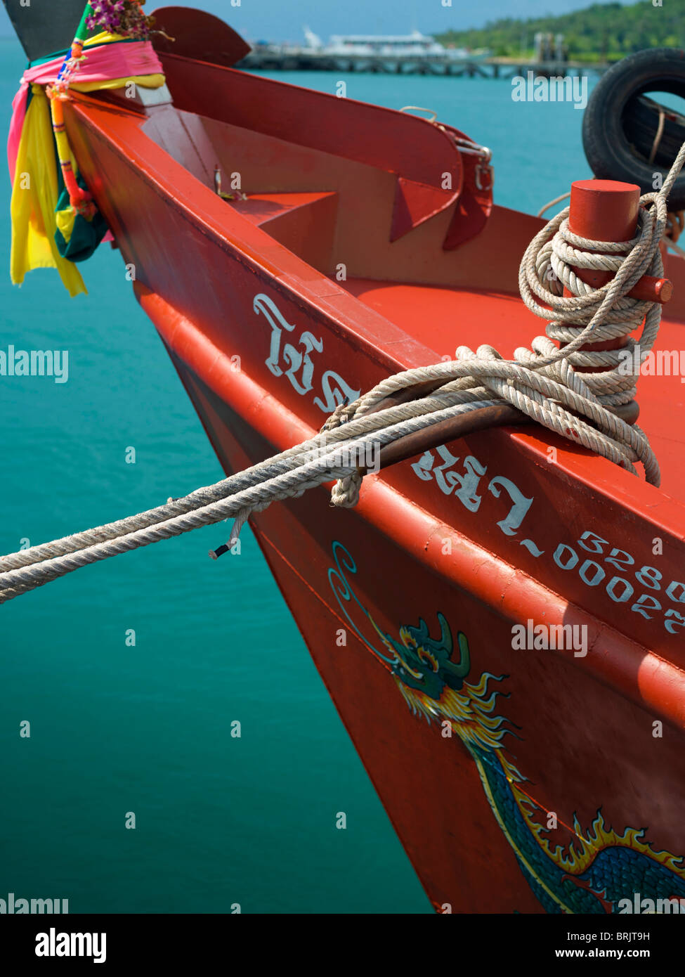 Red dragon boat hi-res stock photography and images - Alamy