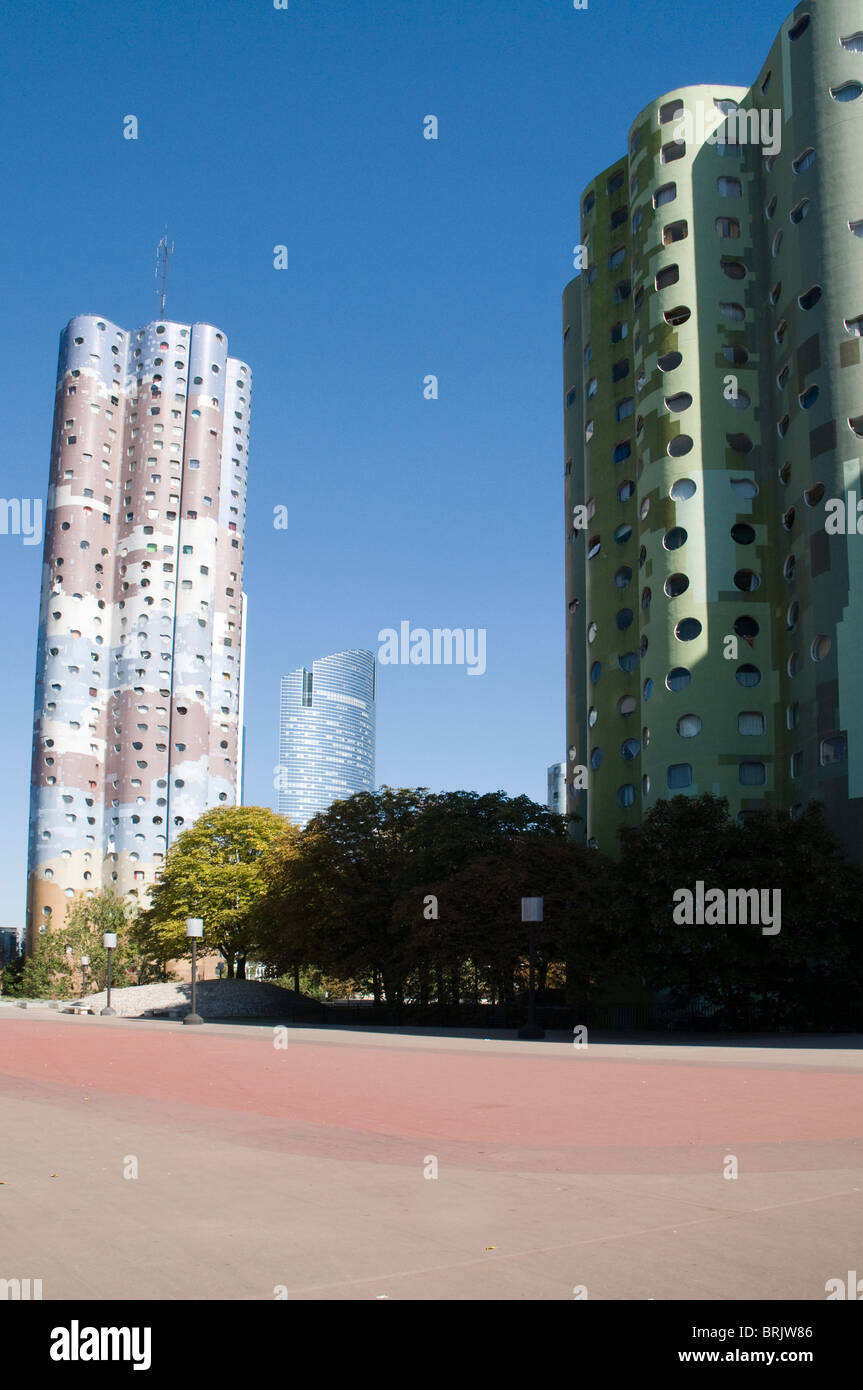 Aillaud's Towers in Nanterre - La Défense, near Paris : Seventies (70's ...