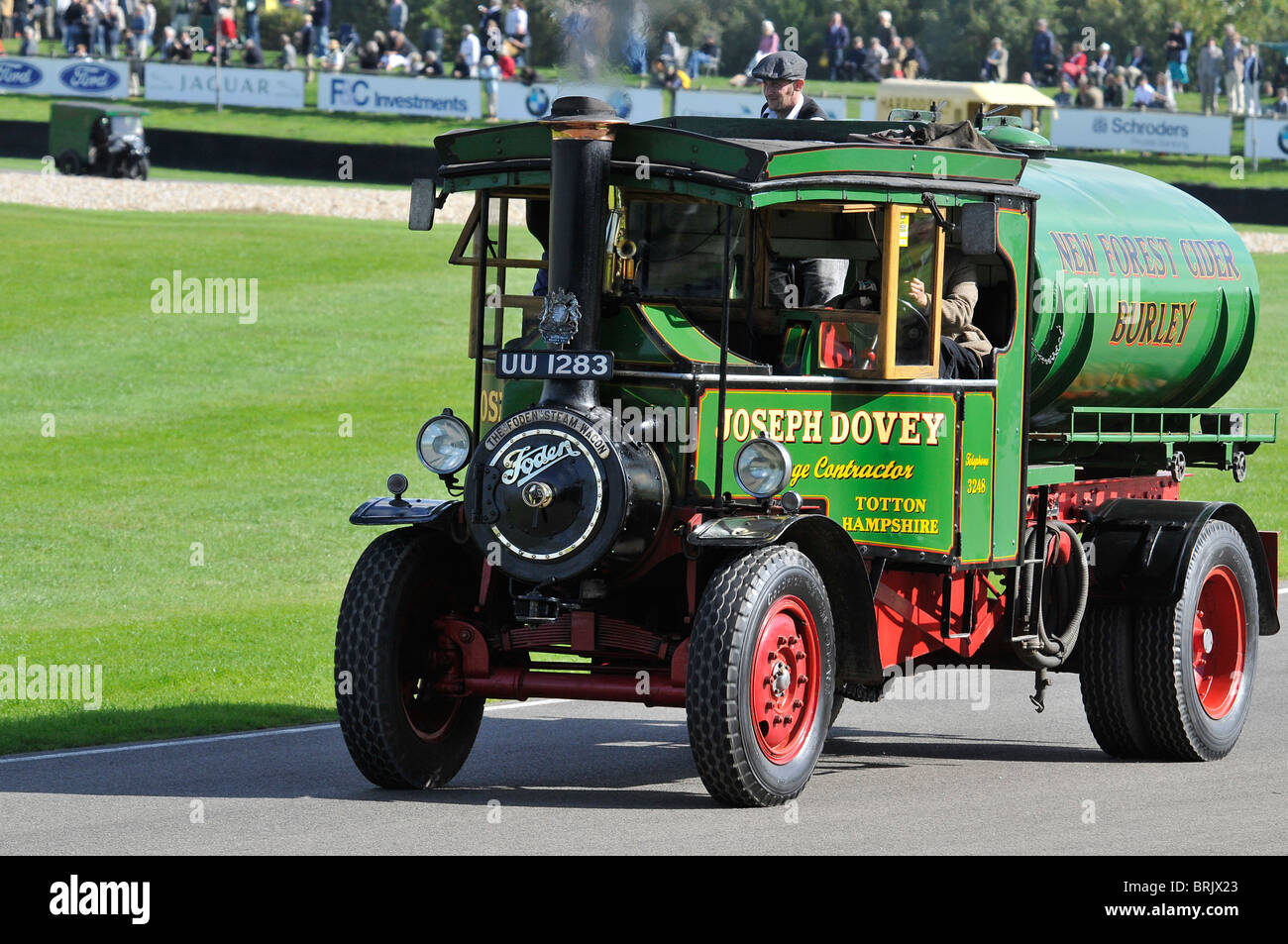 Vintage steam powered locomotive hi-res stock photography and images ...