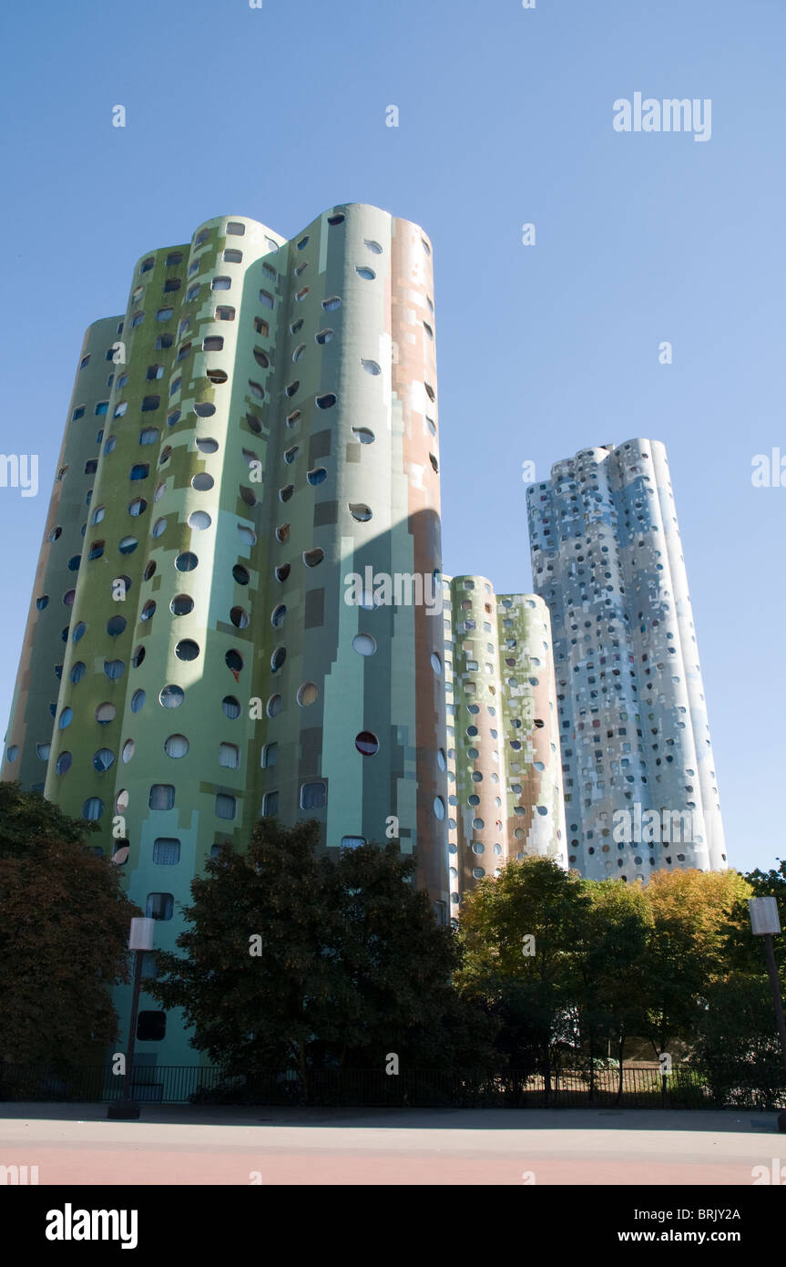 Aillaud's Towers in Nanterre - La Défense, near Paris : Seventies (70's ...