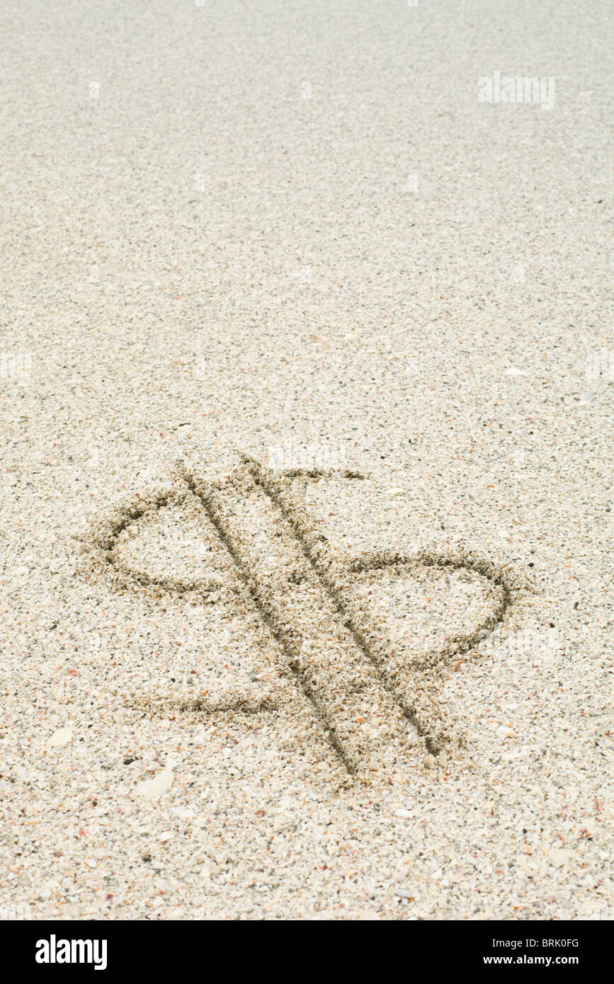Dollar sign drawn in sand at the beach Stock Photo - Alamy