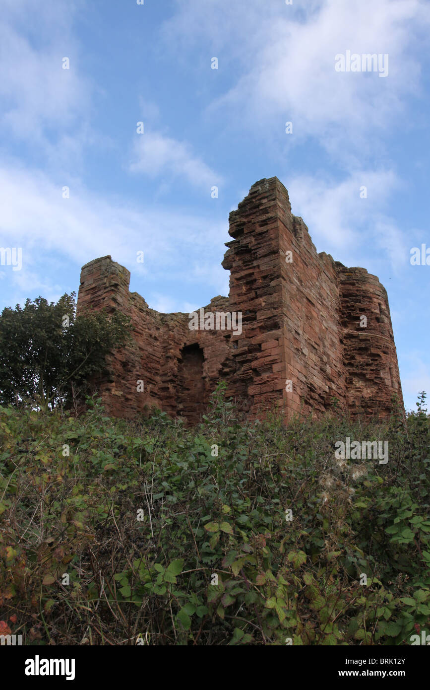ruins of Macduff castle Fife Scotland September 2010 Stock Photo - Alamy
