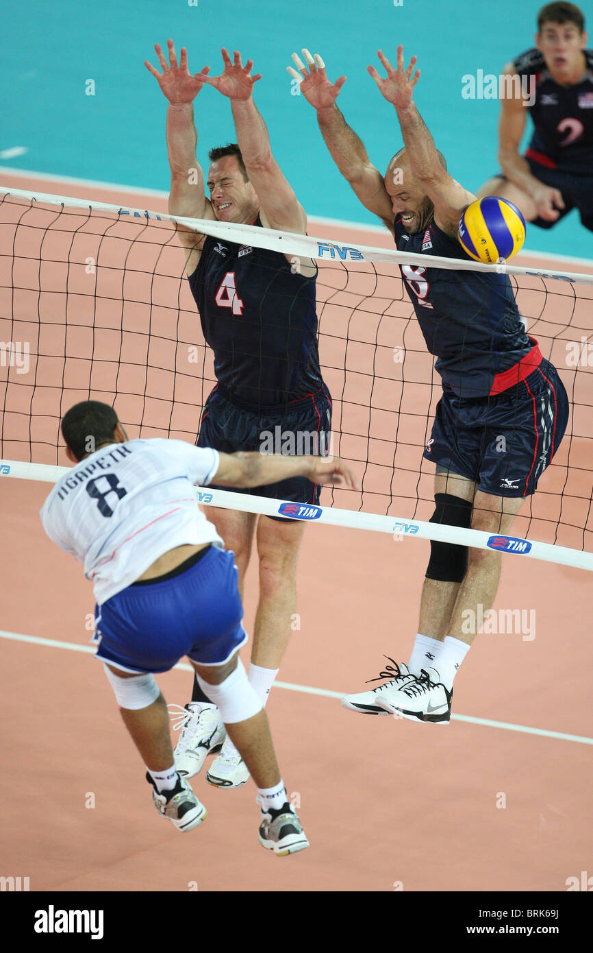 David Lee Volleyball Block