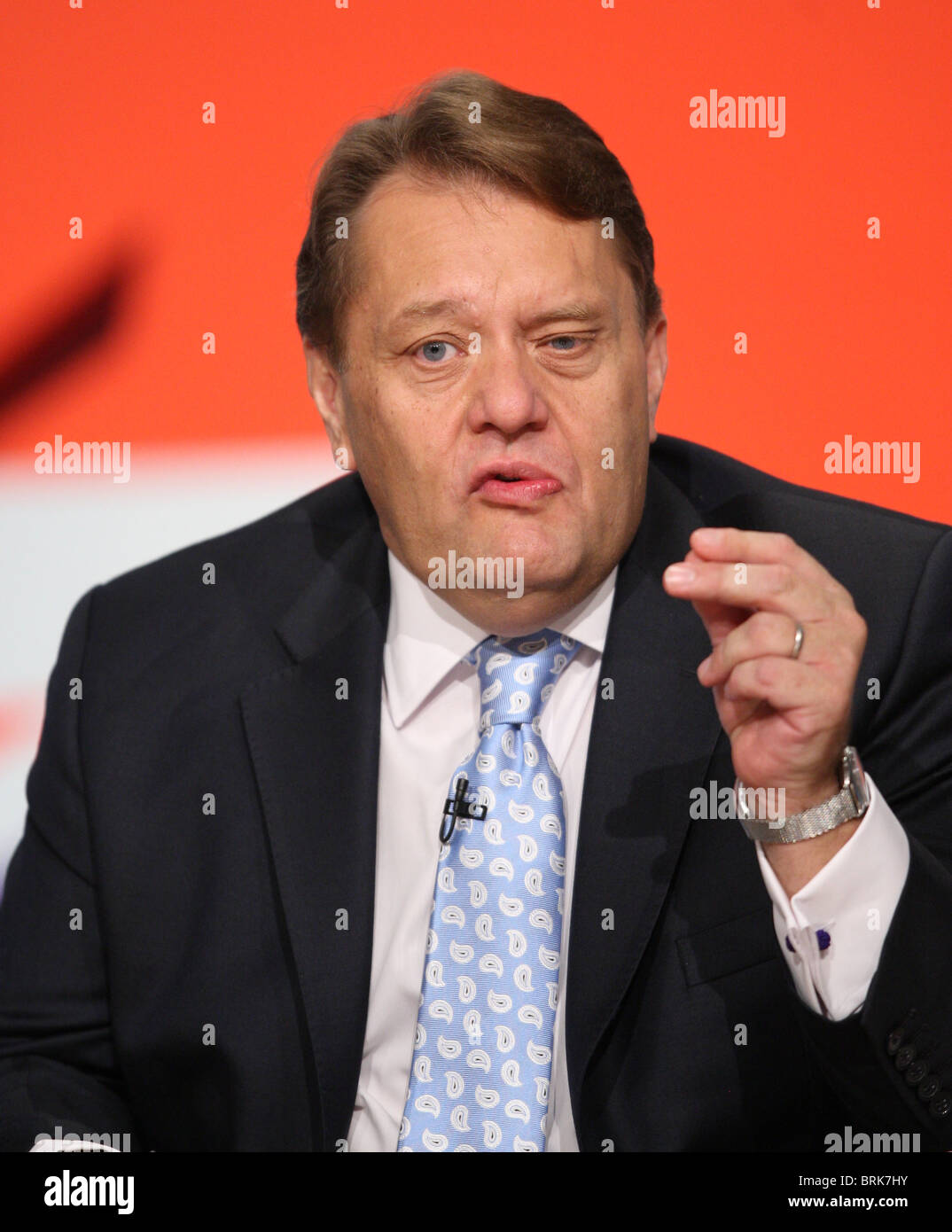 John hayes mp conservative hi-res stock photography and images - Alamy