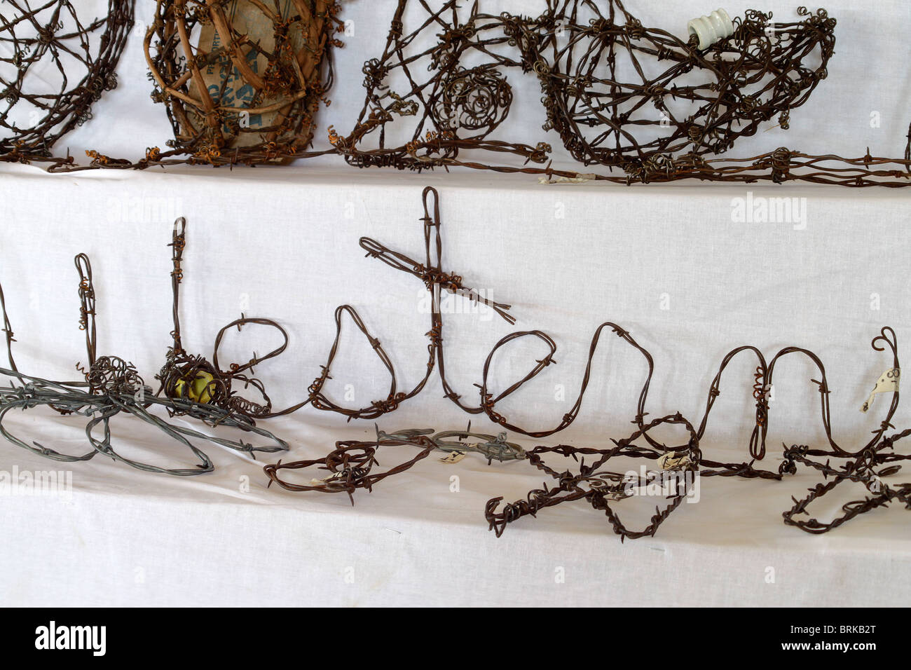 Western American art made of barbed wire Stock Photo - Alamy