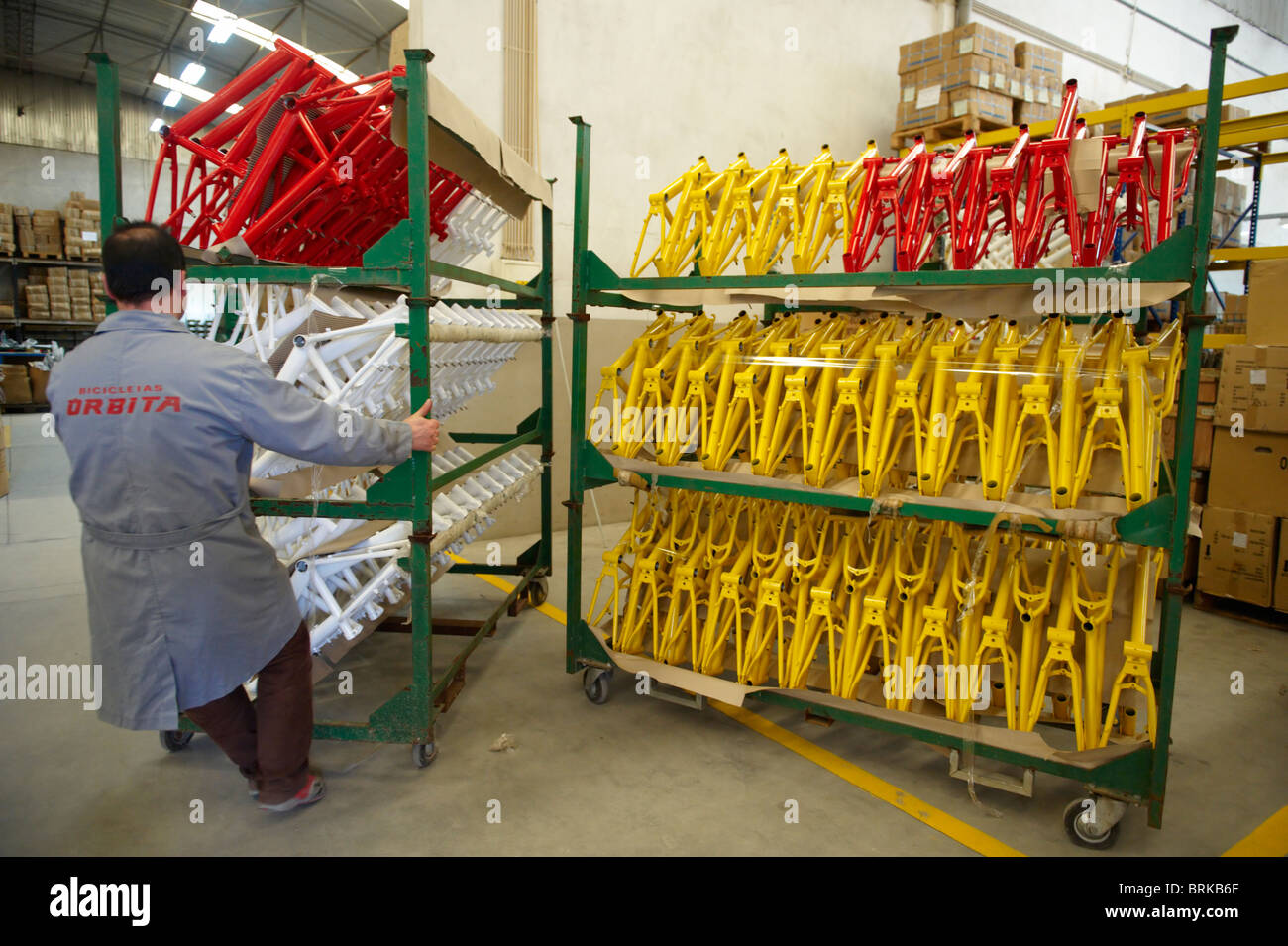 Horizontal frame manufactory hi-res stock photography and images - Alamy