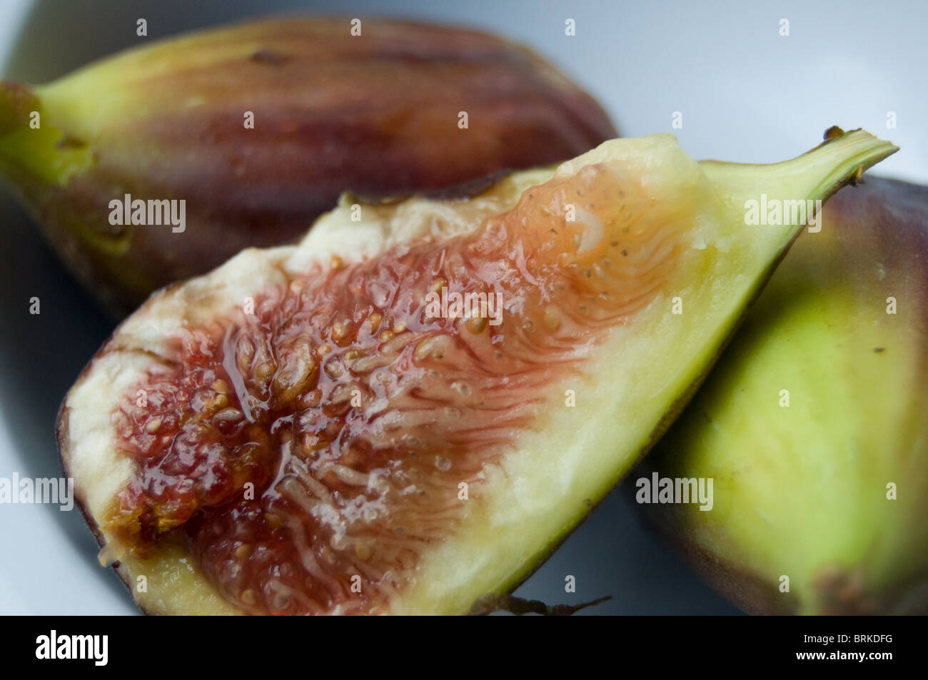 Three whole figs hi-res stock photography and images - Alamy