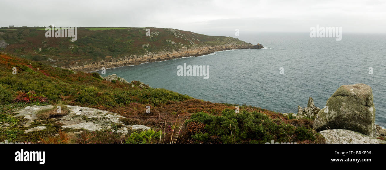 A panoramic view of Lamorna Cove in Cornwall Stock Photo - Alamy