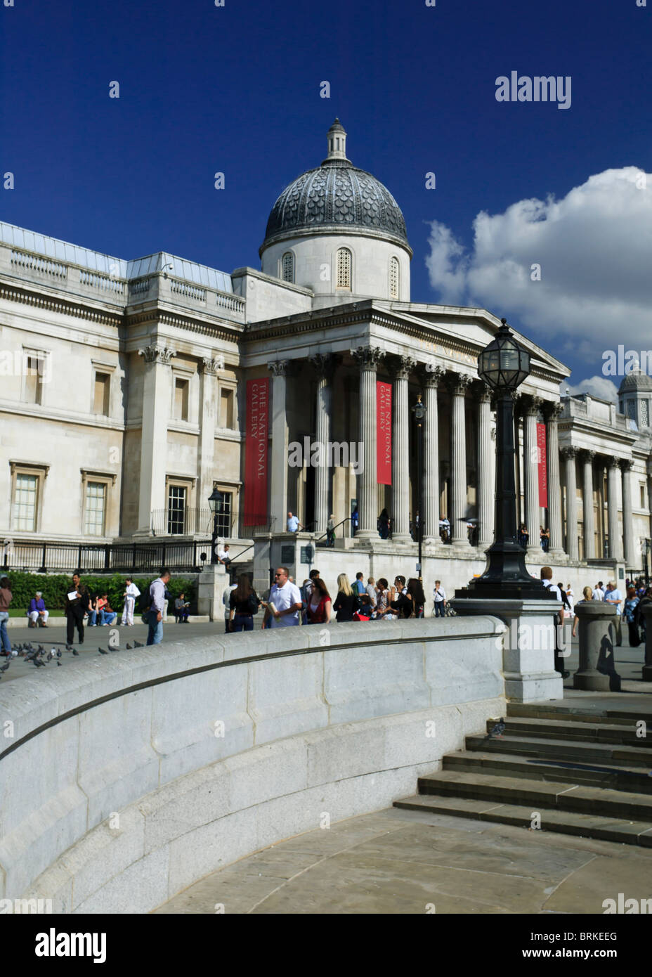 The National Gallery in Trafalgar Square Stock Photo - Alamy