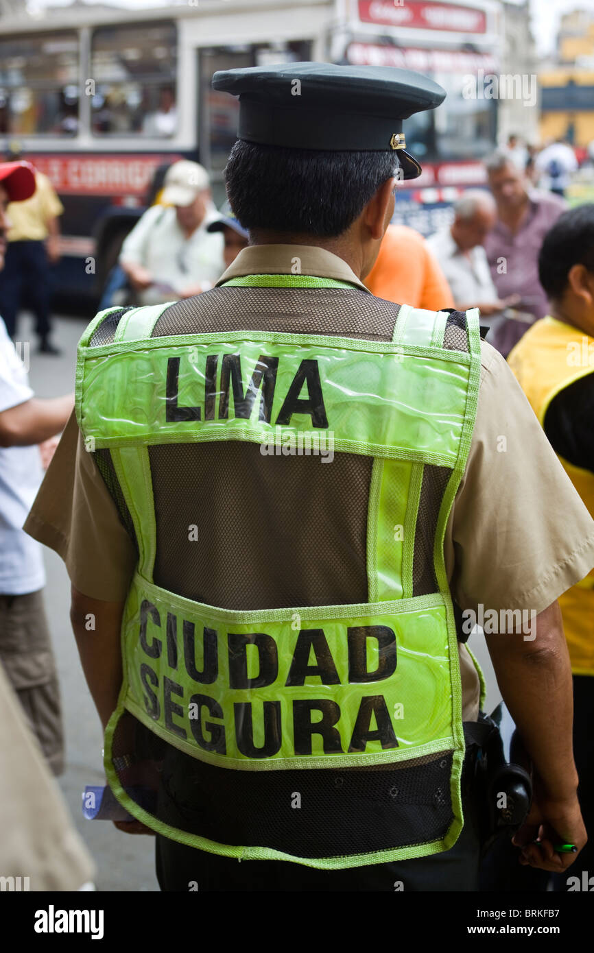 Peruvian officer hi-res stock photography and images - Alamy