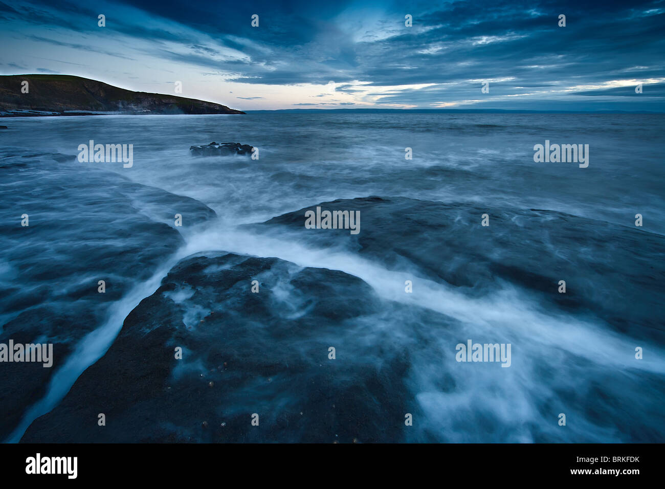 Sea, waves and rocks Stock Photo - Alamy