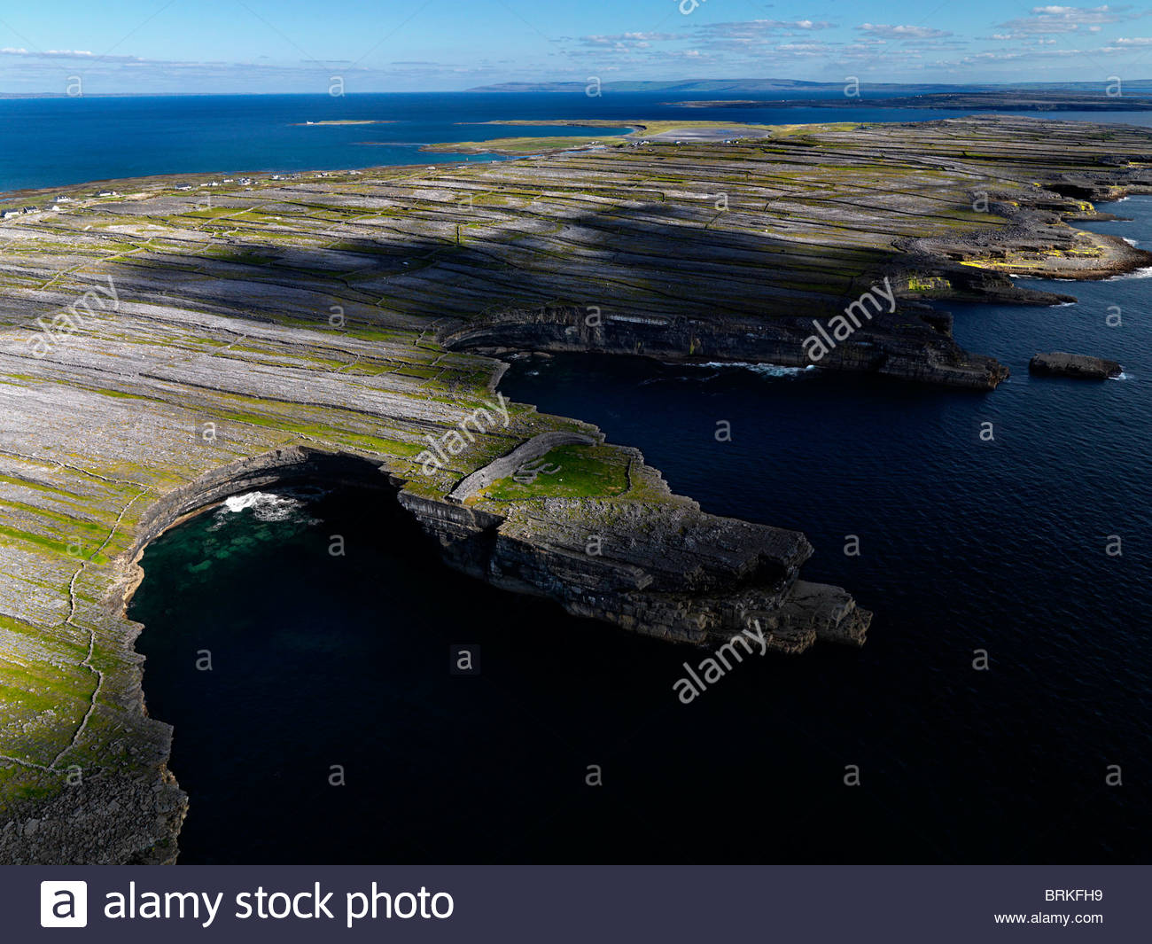 Black Fort Ireland Aran Stock Photos & Black Fort Ireland Aran Stock ...