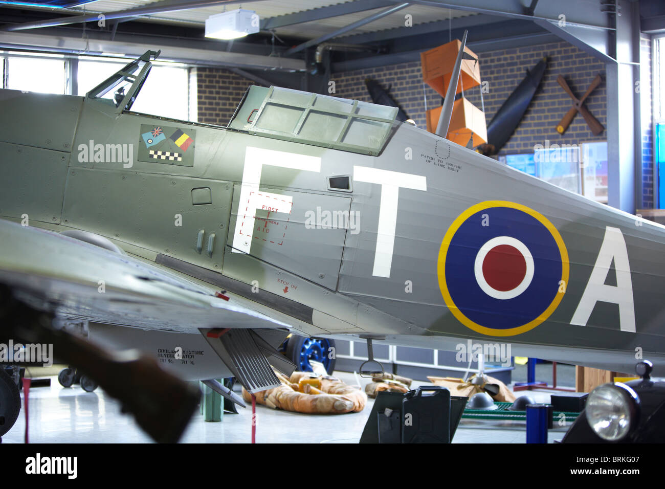 Spitfire plane raf hi-res stock photography and images - Alamy