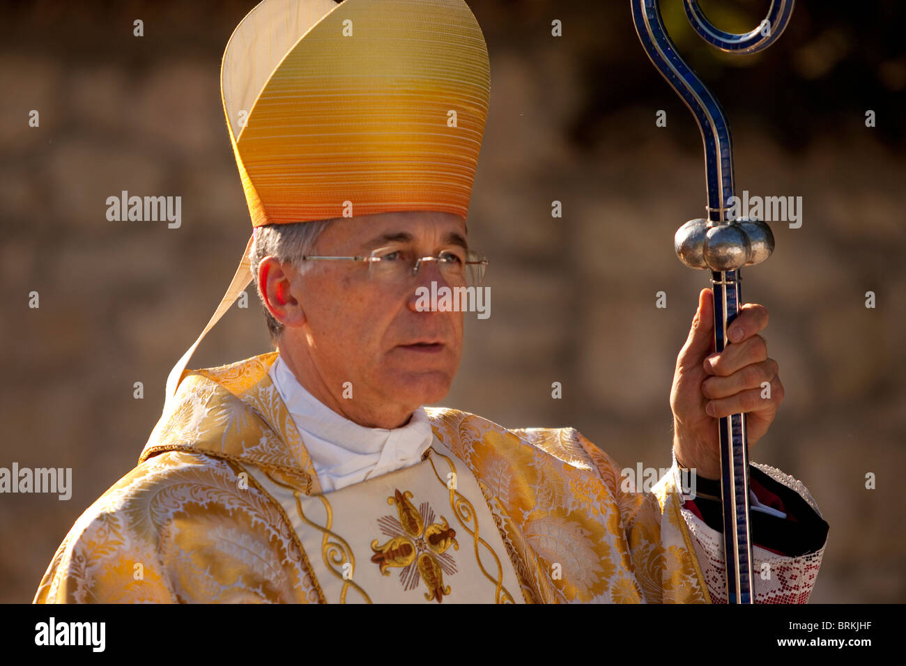 Priest procession church hi-res stock photography and images - Alamy