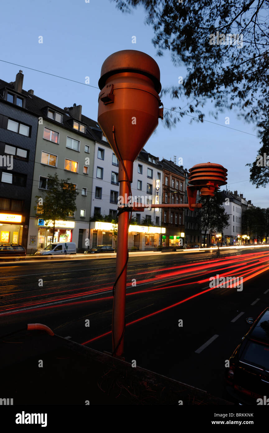 Air pollution measurement on a road in Duesseldorf, Germany Stock Photo ...