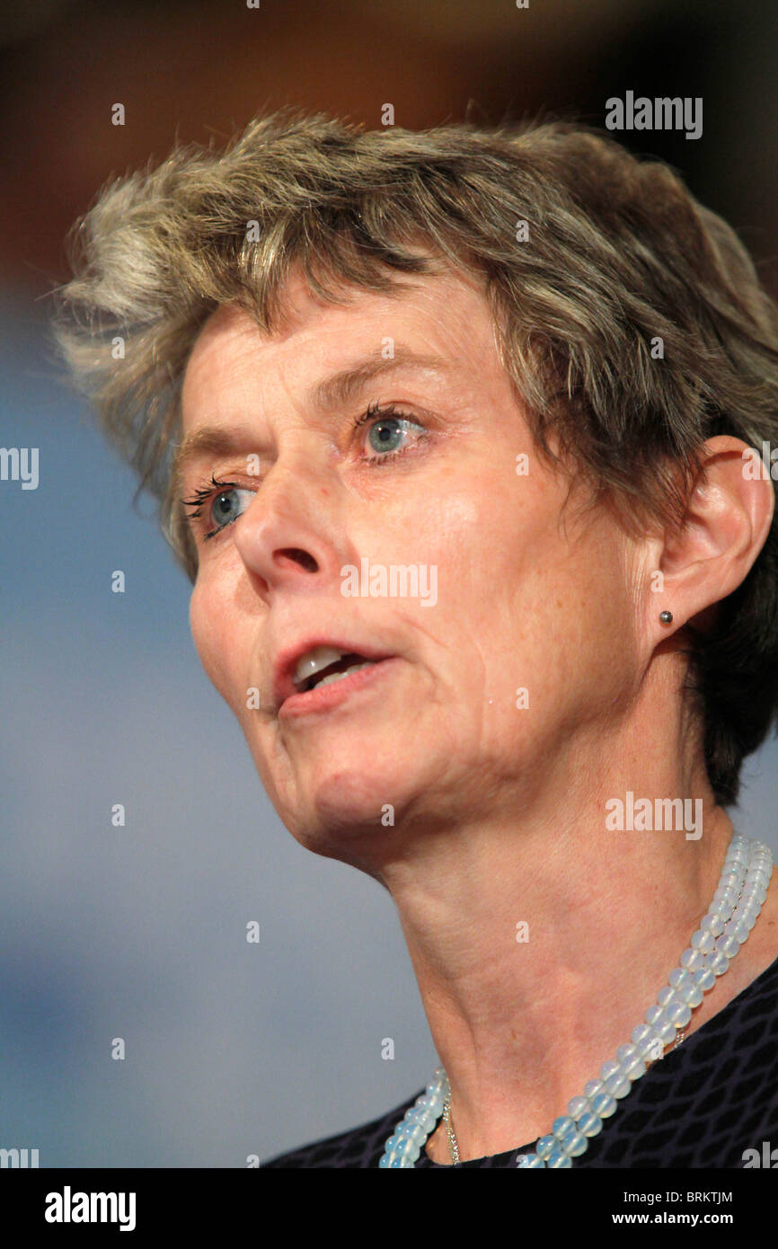 Anne mcintosh hi-res stock photography and images - Alamy