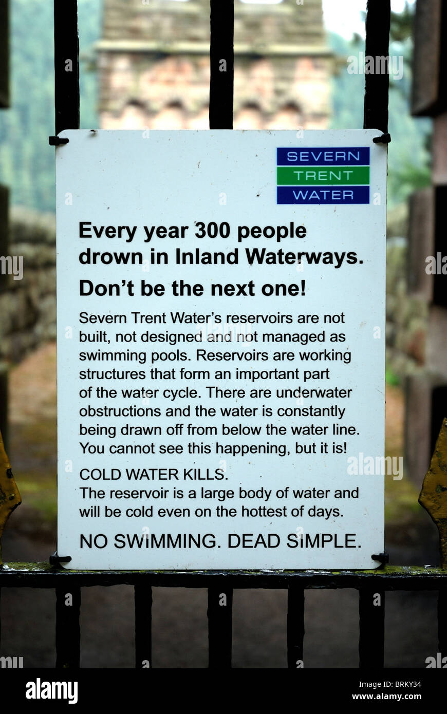 Reservoir warning sign hi-res stock photography and images - Alamy