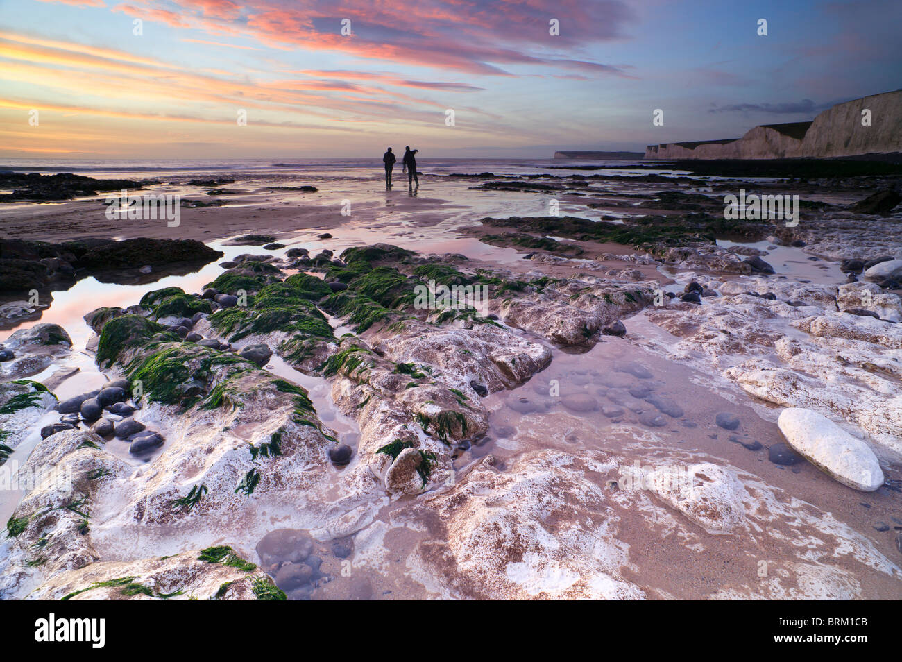 Winter sunset britain beach hi-res stock photography and images - Alamy