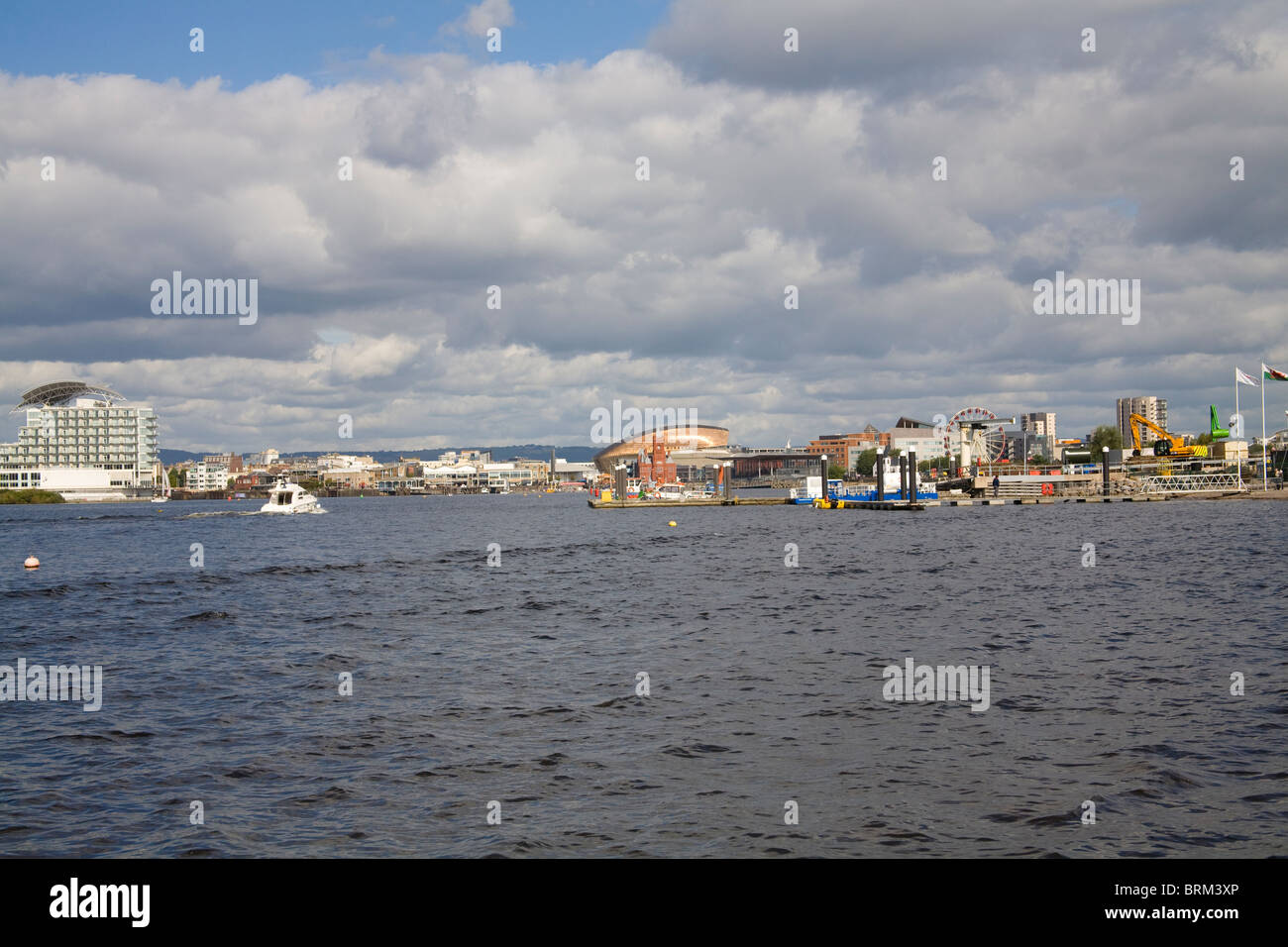 Iconic building cardiff hi-res stock photography and images - Alamy