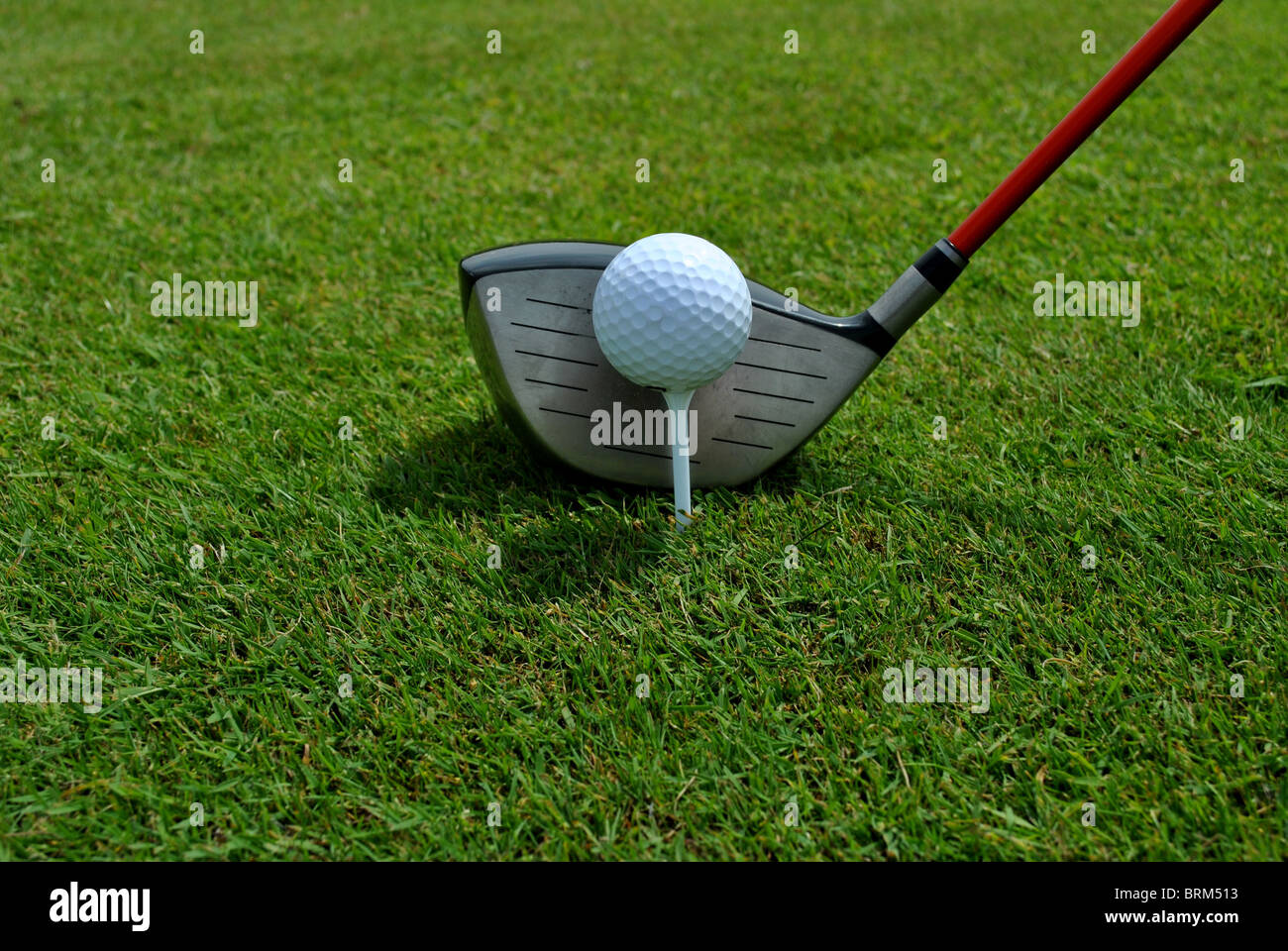 Golf club and golf ball hi-res stock photography and images - Alamy