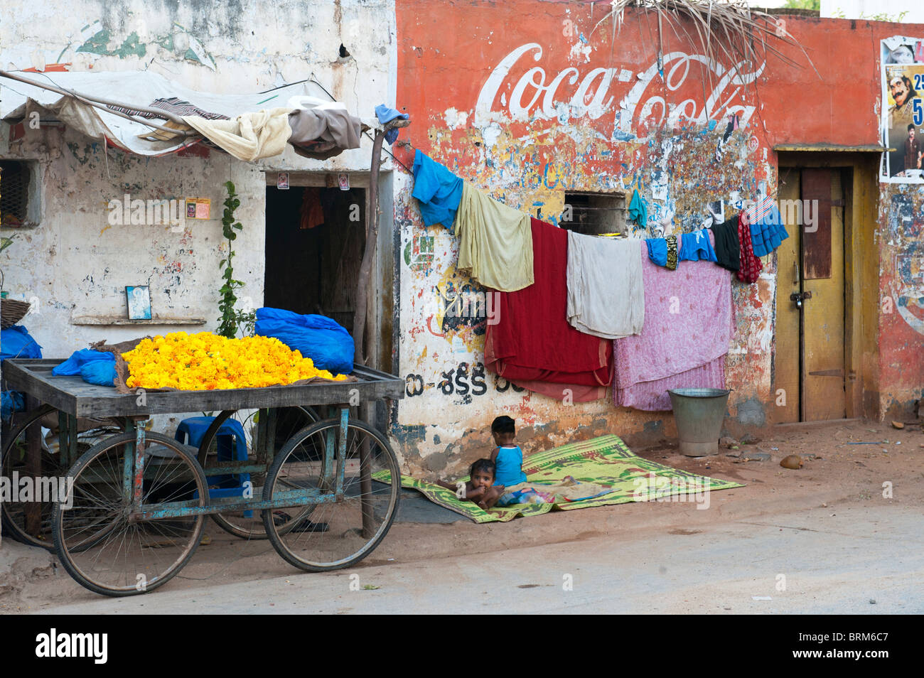 Rural indian village scene hi-res stock photography and images - Alamy