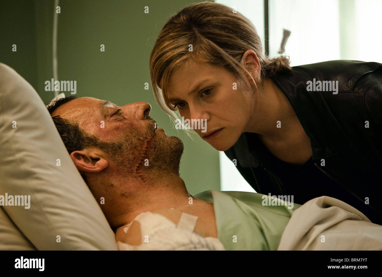 Jean reno 22 bullets hi-res stock photography and images - Alamy