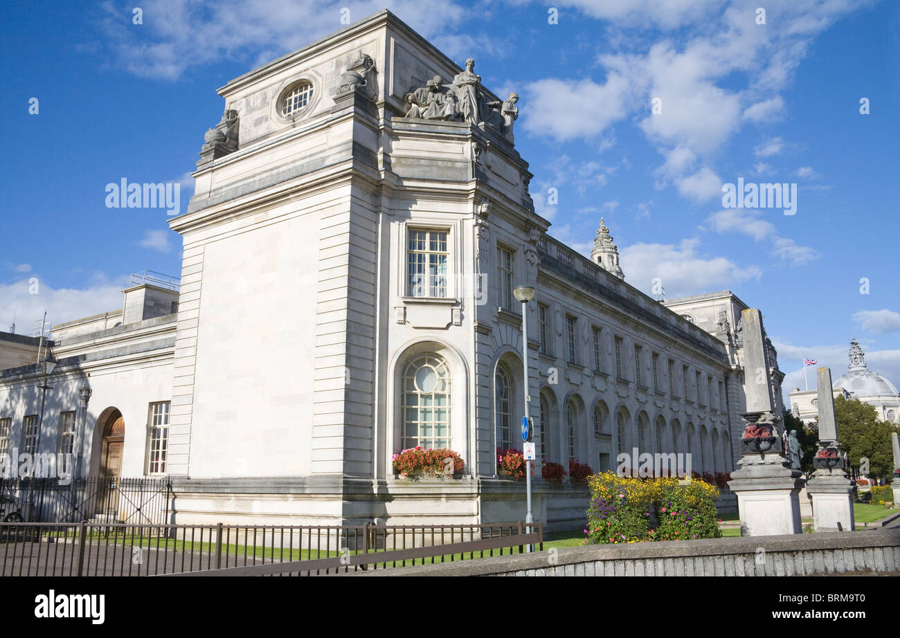 Edwardian city hall hi-res stock photography and images - Alamy