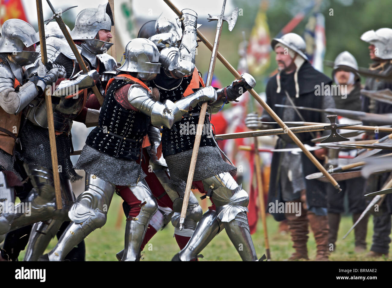 Tewkesbury Medieval Festival 2010 battle re-enactment Stock Photo - Alamy