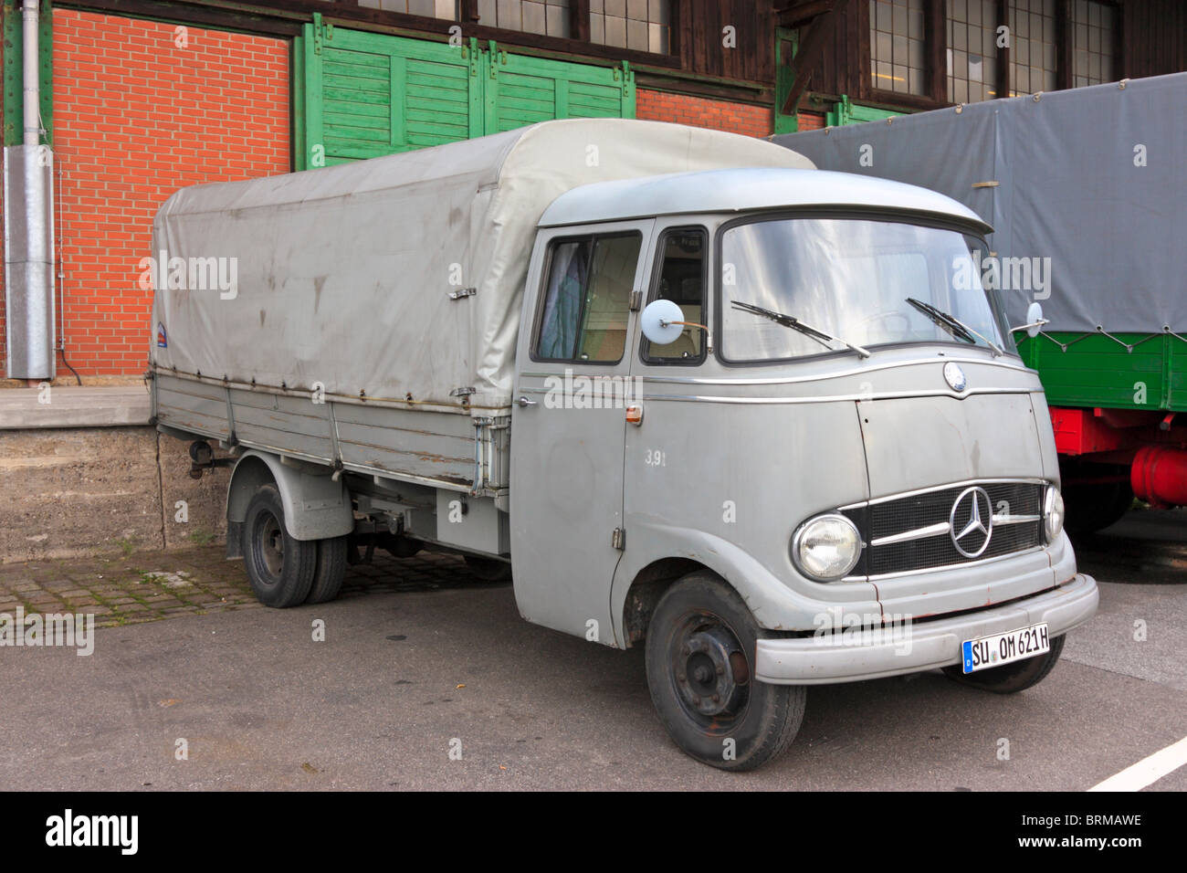 Old mercedes truck hi-res stock photography and images - Alamy