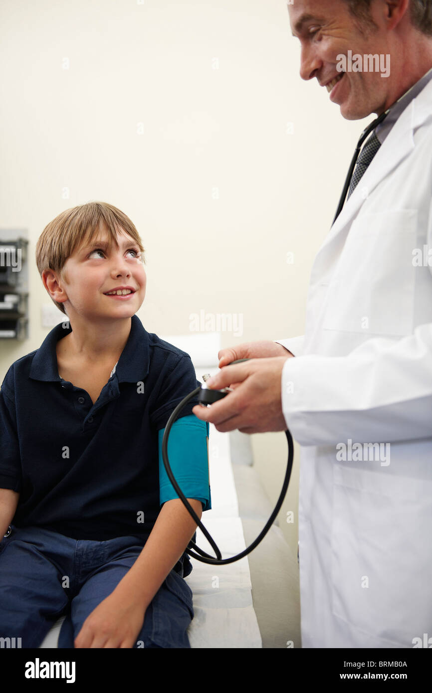 Blood pressure gauge child hi-res stock photography and images - Alamy