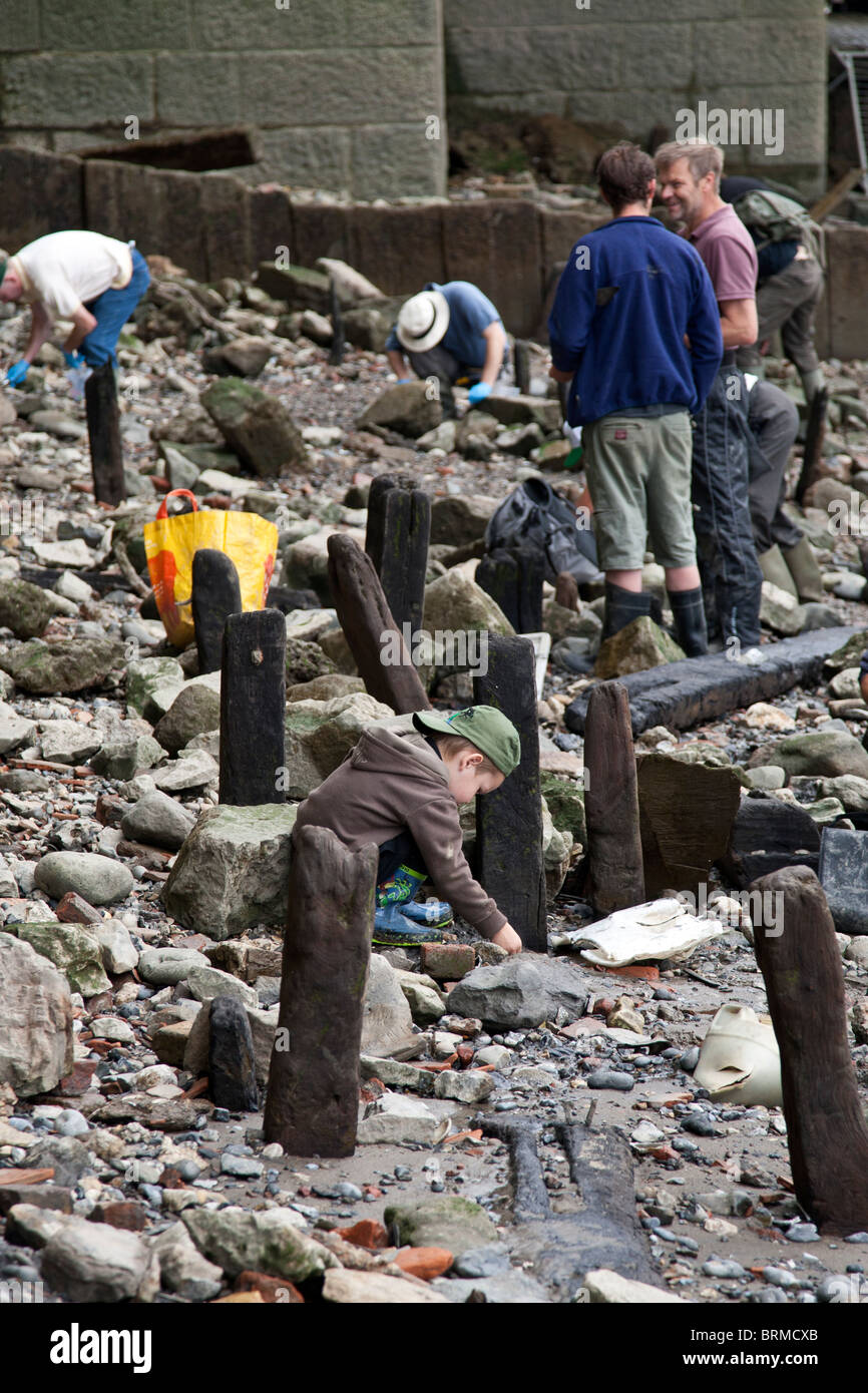 River thames finds hi-res stock photography and images - Alamy