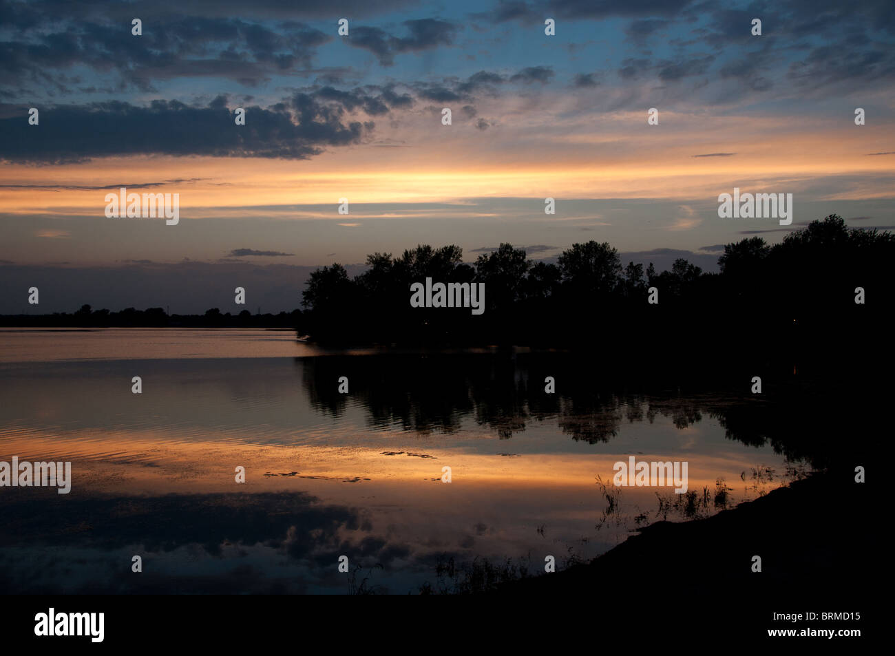 Sunset over the Ottawa River, as seen from Ile Perrot Stock Photo - Alamy