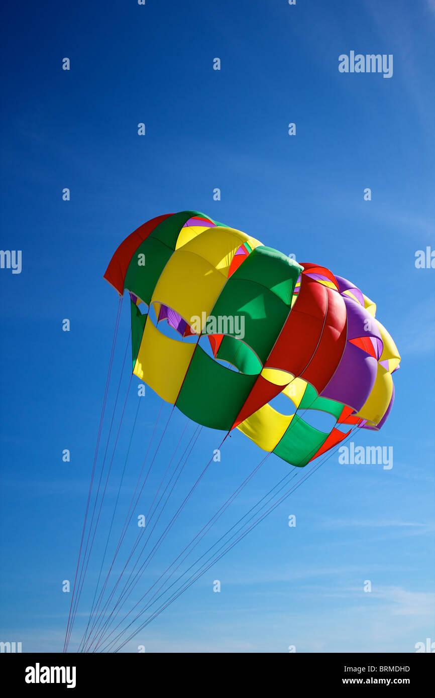 Parachute hi-res stock photography and images - Alamy