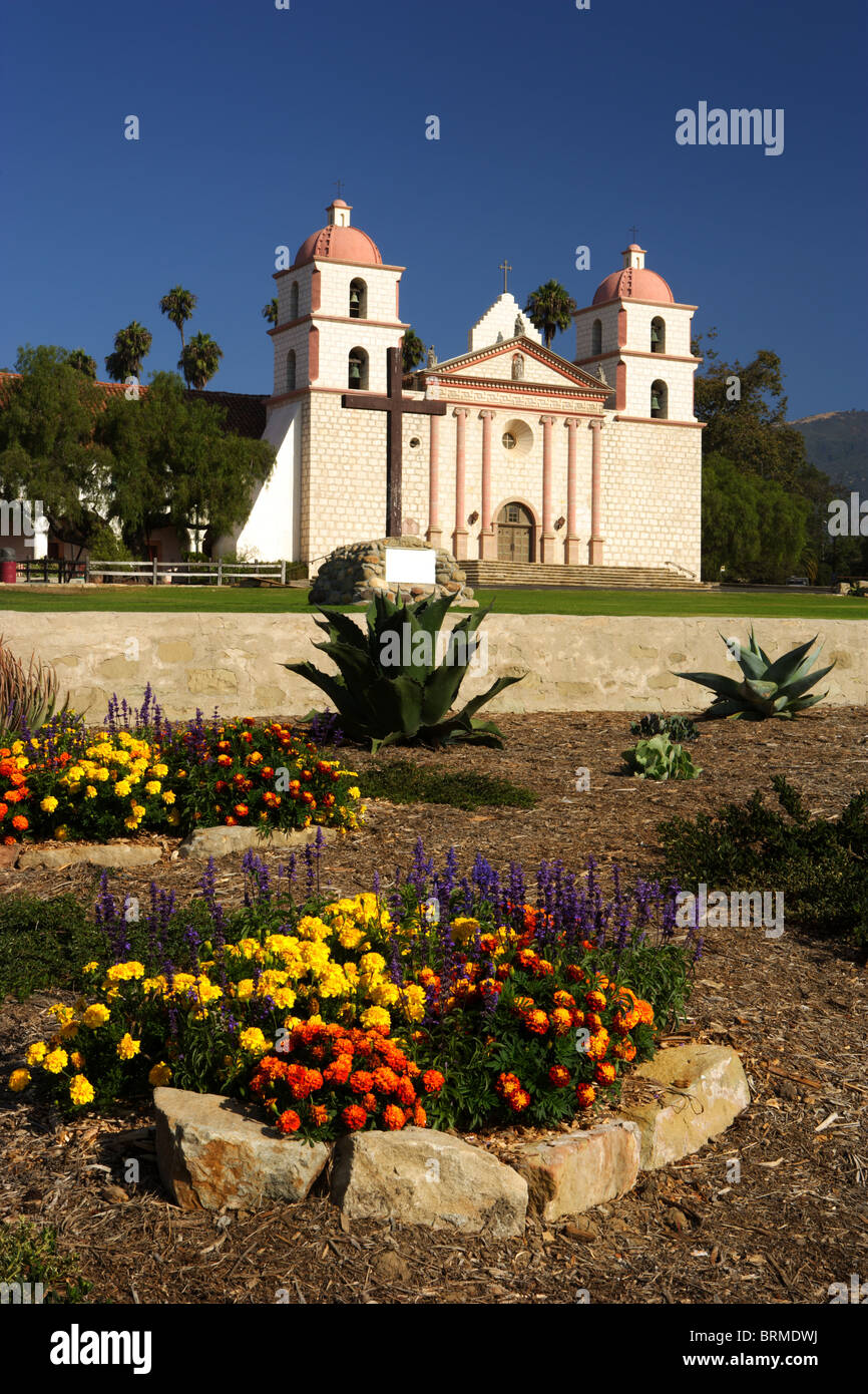 Santa barbara mission garden hi-res stock photography and images - Alamy