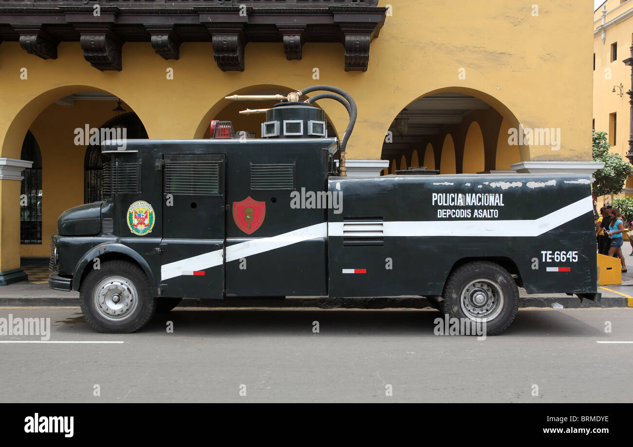 Riot control vehicle hi-res stock photography and images - Alamy